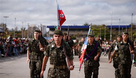 Desfile Cívico Militar em comemoração aos 463 anos de Mogi reúne 12 mil