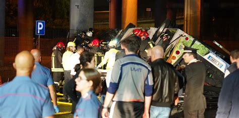 Bus Precipitato Dal Cavalcavia A Mestre Bilancio Finale Di 21 Morti E