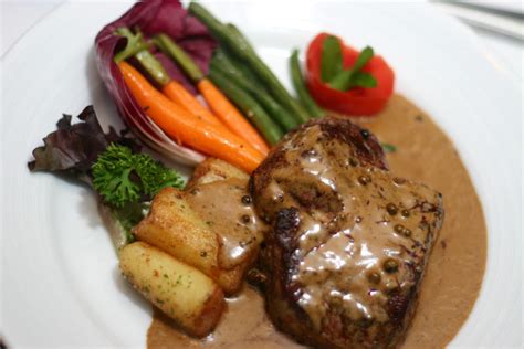 Culinary Classic Steak Au Poivre Lobel S Of New York