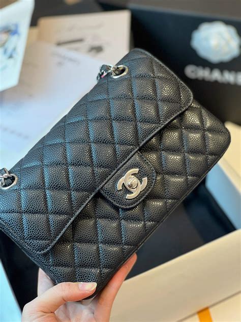 Chia sẻ với hơn 57 về túi xách chanel classic mới nhất cdgdbentre edu vn