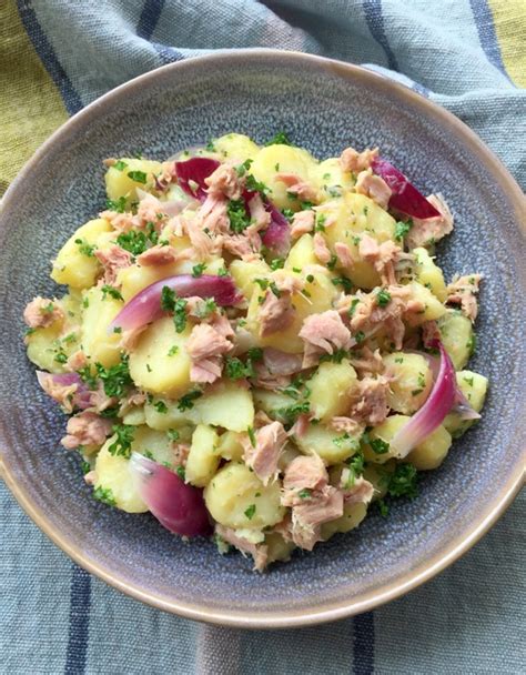C est moi qui l ai fait Salade de pommes de terre à l oignon et au thon