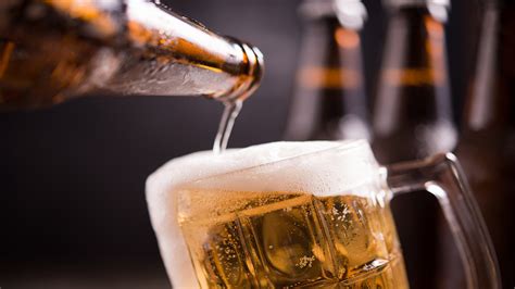 Día internacional de la cerveza 2023 Revista Economía