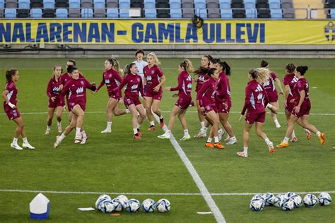 Trascender el fútbol cuando los campeones del mundo de España se