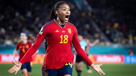 El Ayuntamiento De Zaragoza Propone A Salma Paralluelo Como Hija