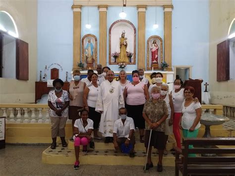 HISTORIA DE UNA VIDA DE ENTREGA EL CAMINAR DEL LAICADO CARMELITA MADRE
