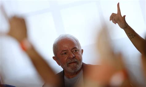 Reprovação a Lula aumenta em relação ao início do governo e soma 40