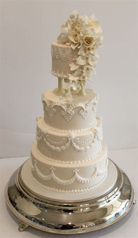 Pin Van Maggie Todorova Op 1 Wedding Cakes Pick One