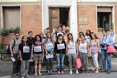Nomine Del Concorsone Ora Basta Gli Insegnanti Precari Manifestano