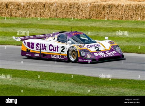 Jaguar Xjr 9 Hi Res Stock Photography And Images Alamy