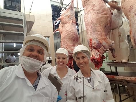 Cowpig faz abate certificado e se torna a primeira unidade frigorífica