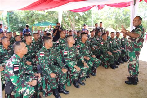 Pangdam Xii Tpr Kunjungi Pos Kotis Nanga Badau Trisulanews