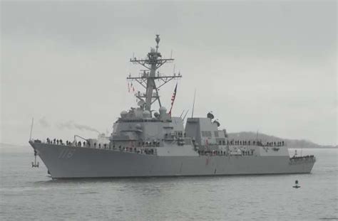 USS Thomas Hudner DDG 116 Entering The Port Of Boston Bos Flickr