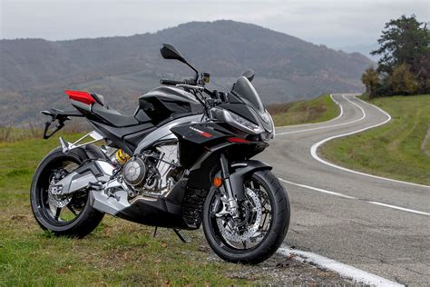 2022 Aprilia RS 660 Limited Edition Tuono 660 Factory Bring The