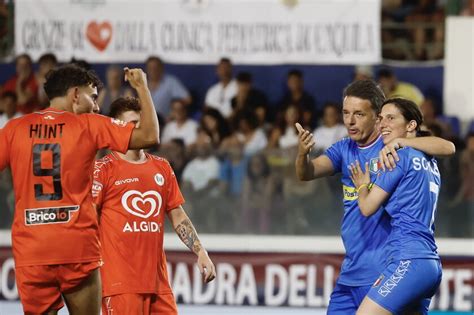 La Russa Show Renzi Abbraccia Schlein Tutte Le Immagini Della Partita