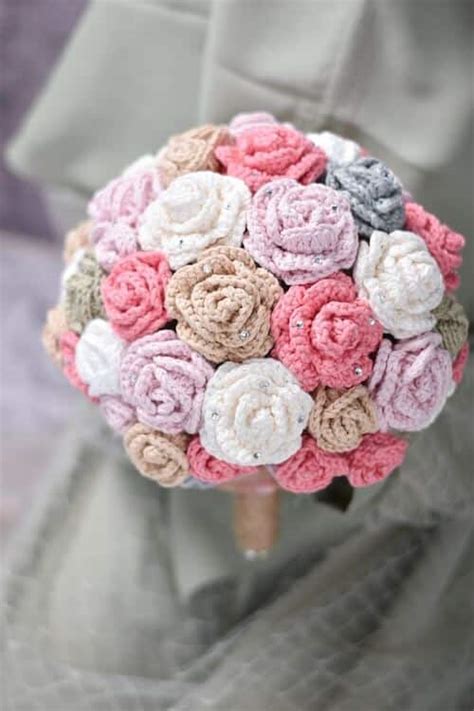 25 Most Beautiful Crochet Flower Bouquet Patterns Zamiguz