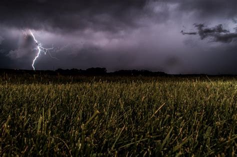Forte Ciclone Extratropical Traz Chuva Mais De 100 Mm E Rajadas De