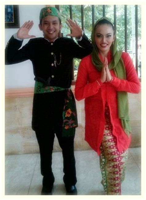 Inilah 52 Pakaian Adat Betawi Sadariah