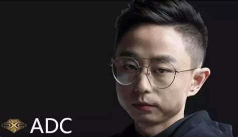 水晶哥参加斗神争霸赛被队友坑输无缘决赛网友花盆换不掉了