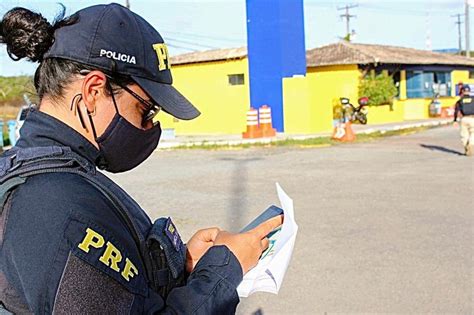 Itabaiana SE PRF Flagra Motorista Inabilitado Dirigindo Embriagado