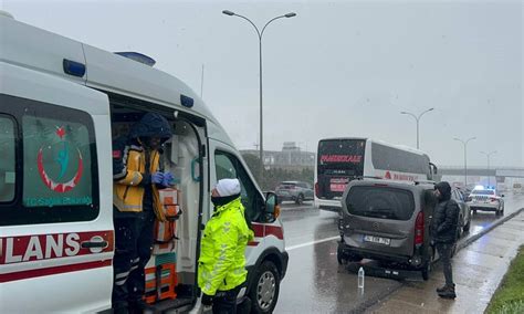 Anadolu Otoyolu nda zincirleme kaza Ulaşım aksadı Medyabar