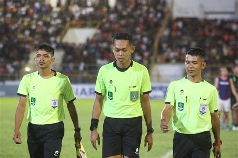 Keputusan Kontroversial Wasit Buyarkan Kemenangan Persiraja Atas PSMS Medan