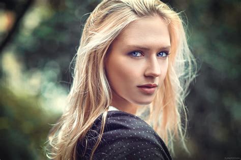 Blonde Blue Eyes Depth Of Field Face Girl Model Woman Wallpaper