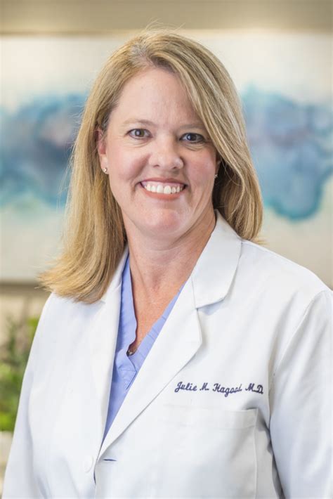 Dr Julie M Hagood OBGYN Physician In Dallas Walnut Hill OBGYN