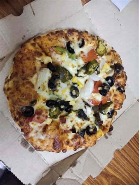 Domino S Pizza Chennai CEEBROS 20 Restaurant Menu And Reviews