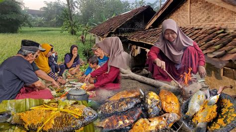 Botram Dadakan Sebelum Puasa Nasi Liwet Bakar Kakap Pais Ikan Mas