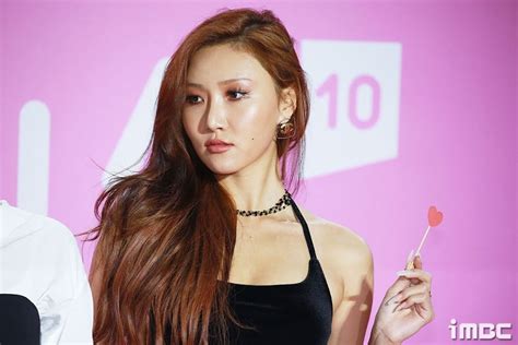 11 Times MAMAMOO S Hwasa Looked Ridiculously Sexy In All Black Koreaboo