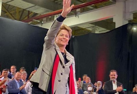 Dilma Rousseff é eleita presidente do Banco dos Brics