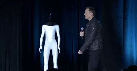 Elon Musk Unveils 5 Ft 8 Humanoid Robot That Won T Need To Be Told