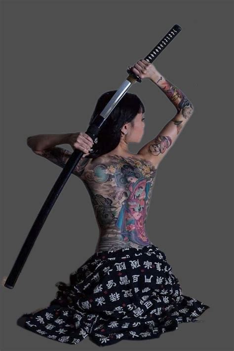 Pin by BERTO on Guardado rápido in 2024 Female samurai Japan fashion