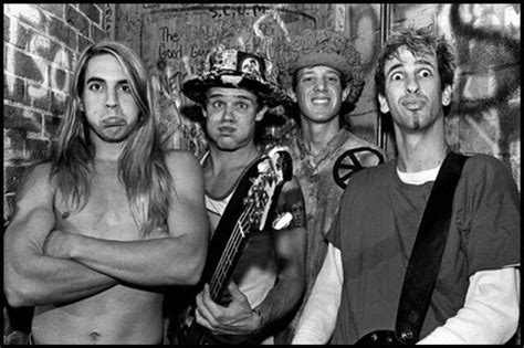 Red Hot Chili Peppers Wiki Casa Cultura Del Rock Metal Amino