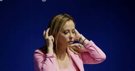 Decreto Aiuti Bis Quando Arriva Giorgia Meloni Sospende La Campagna