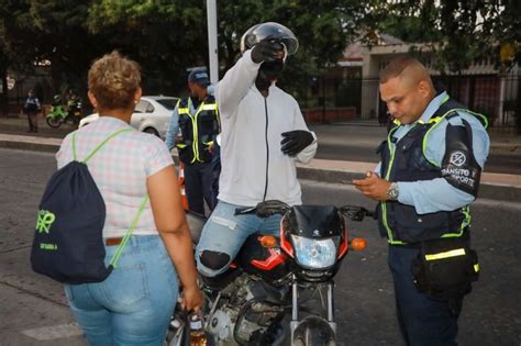 Autoridades de tránsito anuncian mano dura contra motociclistas con