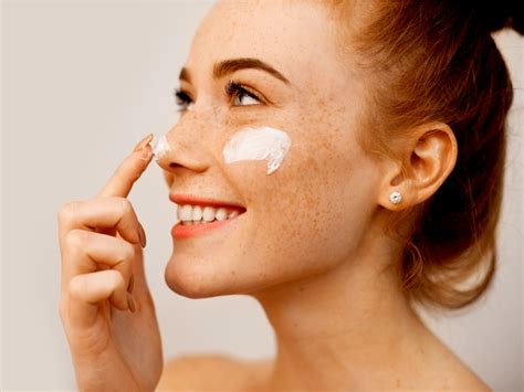 Macchie Solari Viso Come Eliminarle Con Rimedi Naturali The Wom Beauty