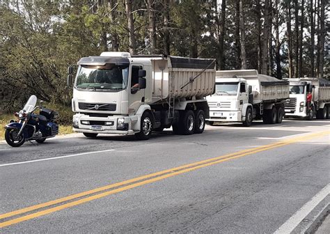 Quase 37 toneladas de excesso são flagradas na BR 282 em Rancho