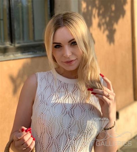 Monika Vip Blonde 30 Escort Lady In Warsaw