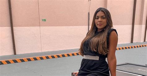 Tays Reis surge biquíni cavadíssimo em nova foto