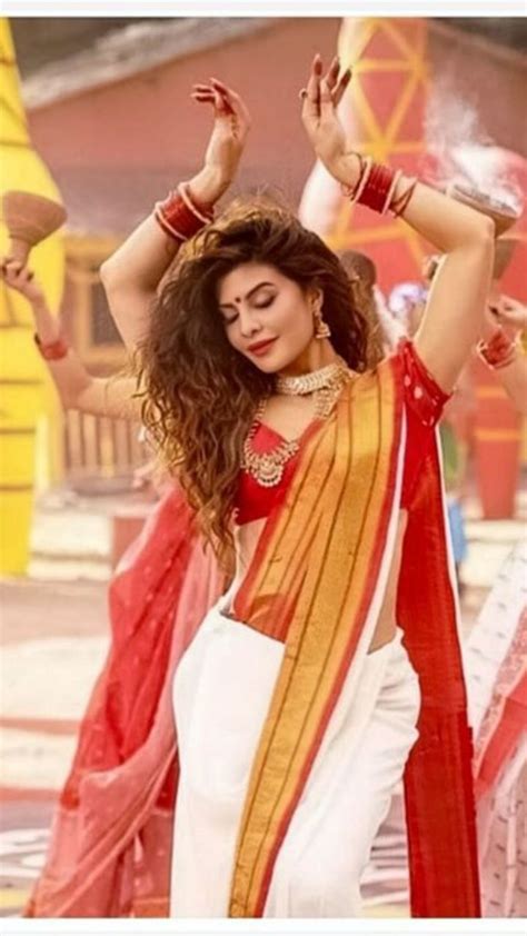 From Bengali To Dhakai Jamdani Saree Top Must Wear Sarees For A