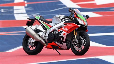 Aprilia RSV4 RF Limited Edition Al Debutto Con Le Winglets MotorBox