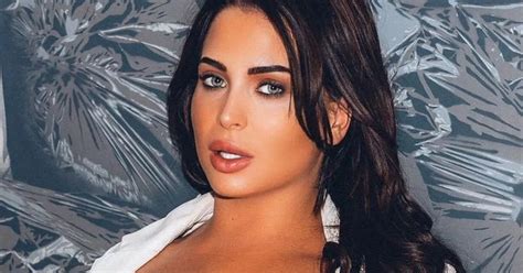 Babestation Model Lifts The Lid On What It S Really Like To Work At The
