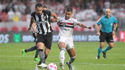 São Paulo x Botafogo veja onde assistir e as escalações do jogo