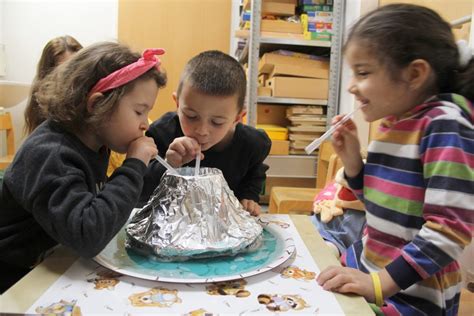 Vulkan Kinder Experiment Vulkan Basteln Experiment Mit Natron Und