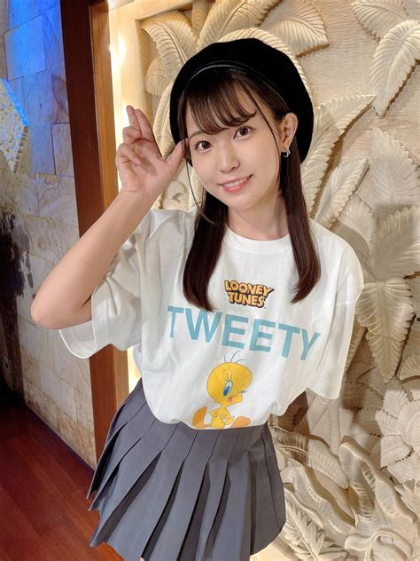 ともとも on Twitter RT haruka jams 今日はトムジェリトゥイーティー コラボグッズサインチェキ会