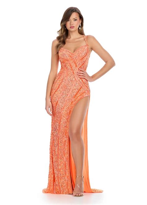 Ashley Lauren Spring 2025 Prom Dresses Formalities