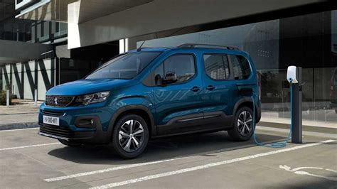 Peugeot E Rifter Ecco I Prezzi Della Multispazio A Batteria