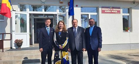 Ministrul educației Ligia Deca a inaugurat grădinița din satul Mereni