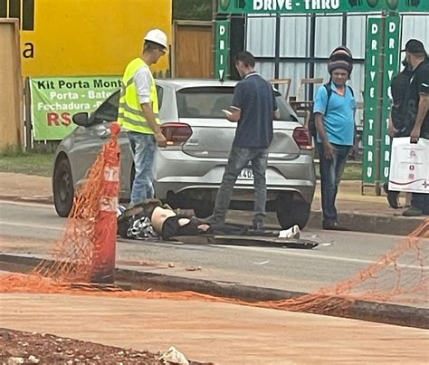 Motociclista morre ao colidir na traseira de carro em VG trânsito é